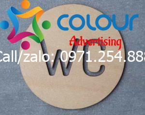 Biển WC hình tròn gắn tường nhà vệ sinh đẹp trang trọng đa dạng mẫu